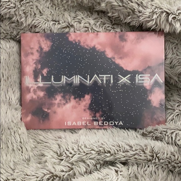 Illuminati | Makeup | Illuminati Cosmetics X Isa Eyeshadow Palette ...